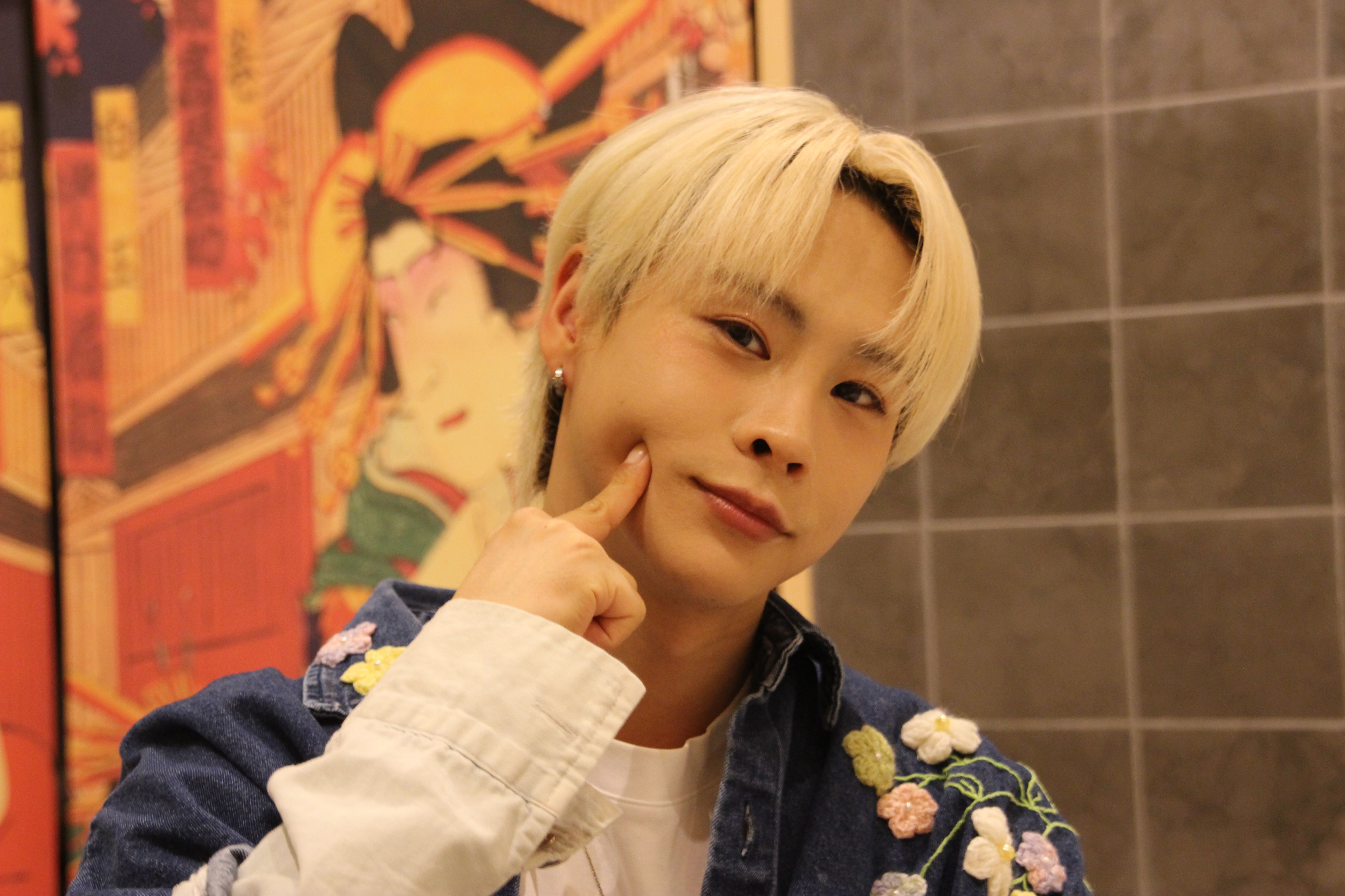K-POP5人組ボーイズグループCMDMが新大久保への“愛”を熱く語る！12月の来日再公演ではサンタ衣装を披露〈インタビュー〉 ｜ 韓国TV ...